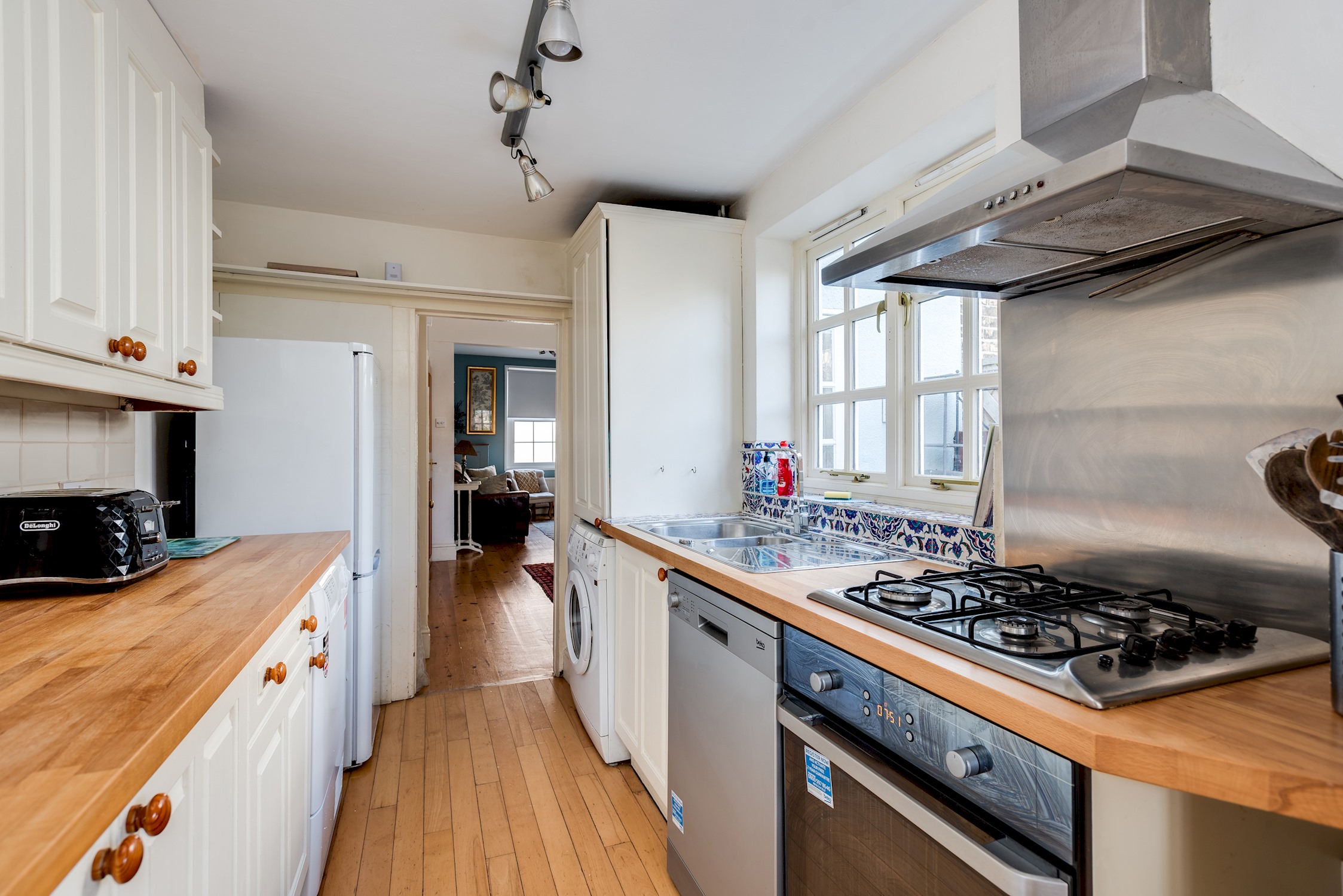 3-Bed Cosy Bookbinder House in Jericho Oxford – thepowerbooking.com