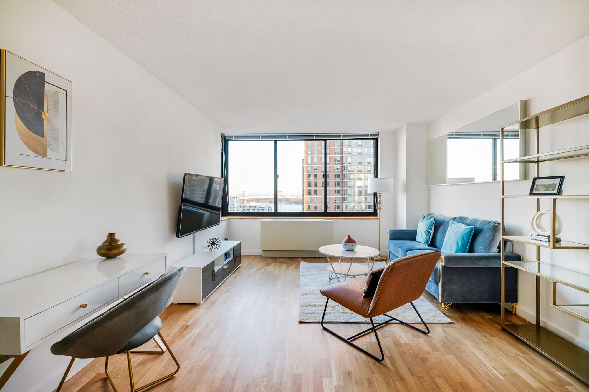 Luxury 2 Bed 2 Bath Unit In Prime Location Of Nyc! - New York City